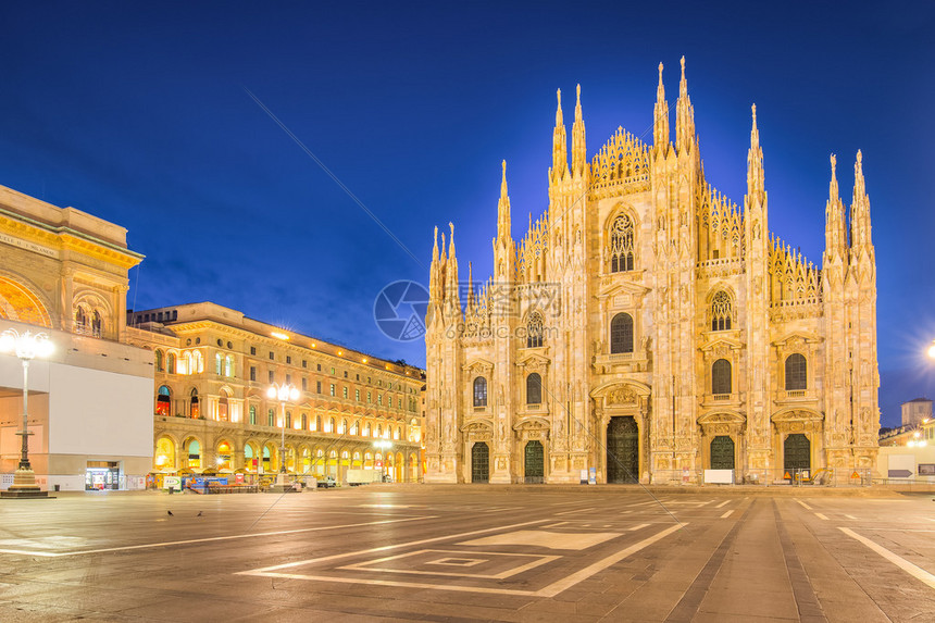 晚上在意大利米兰大高清图片下载-正版图片502753774-摄图网