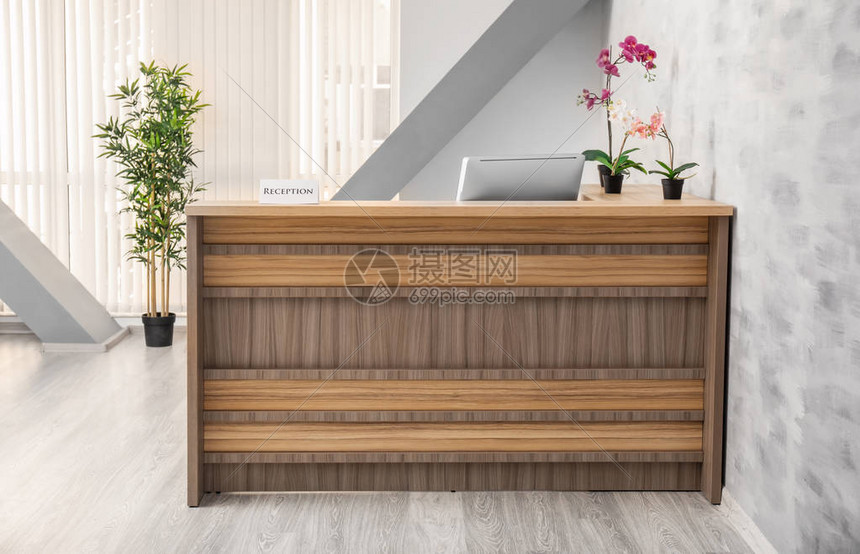 旅馆接待台高清图片下载-正版图片502845926-摄图网