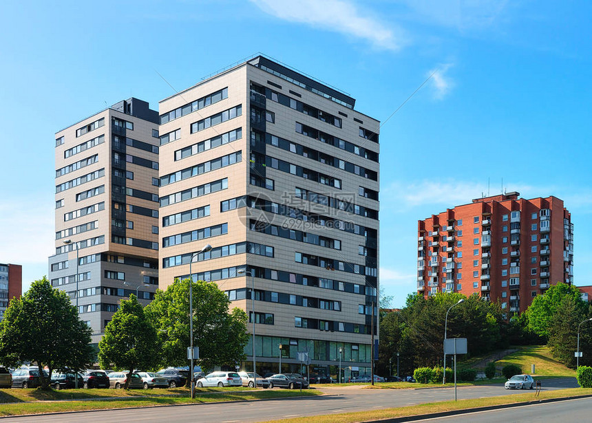 立陶宛维尔纽斯Baltupiai区现代住宅楼摩高清图片下载-正版图片502929153-摄图网