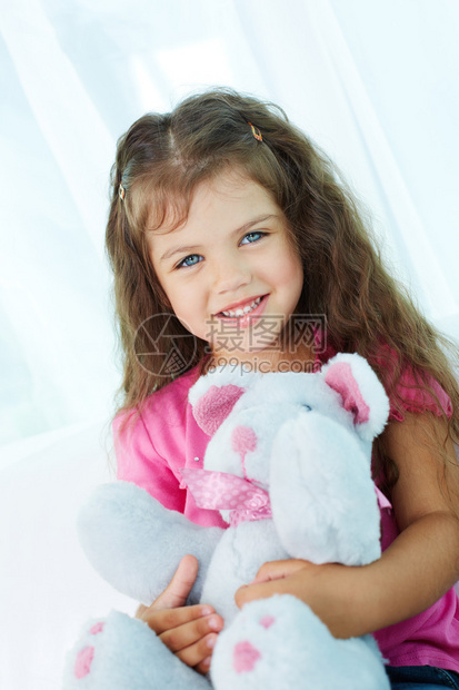 可爱女孩的肖像泰高清图片下载-正版图片502969960-摄图网