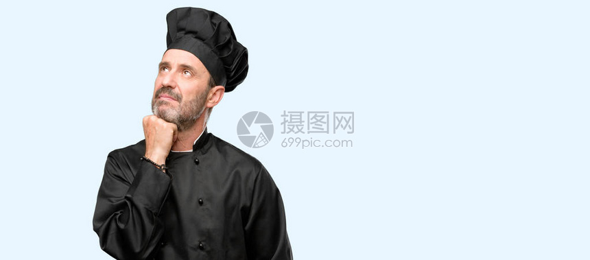 穿着主厨帽子思考高清图片下载-正版图片503097915-摄图网