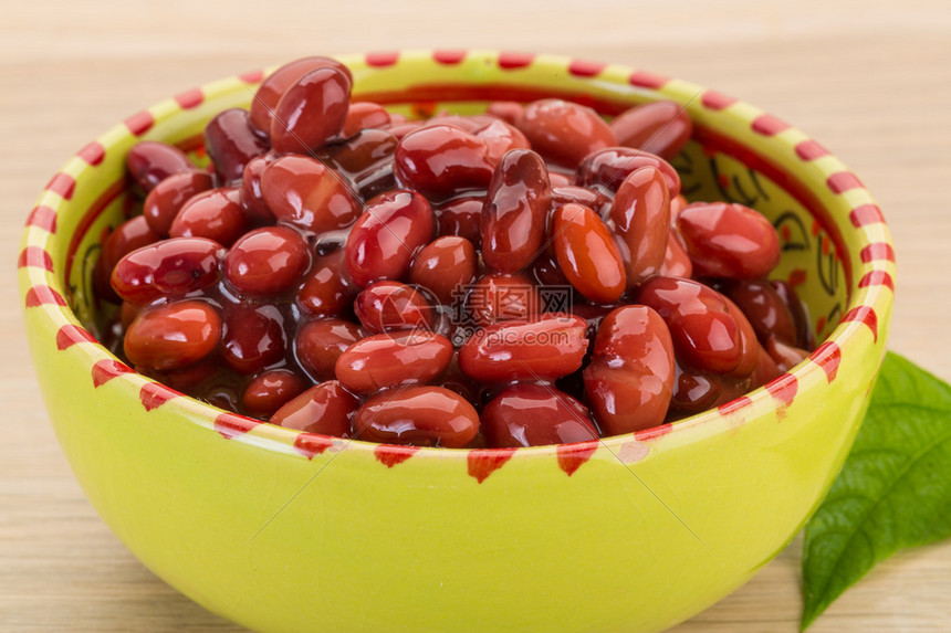 红豆罐头带叶高清图片下载-正版图片503156719-摄图网