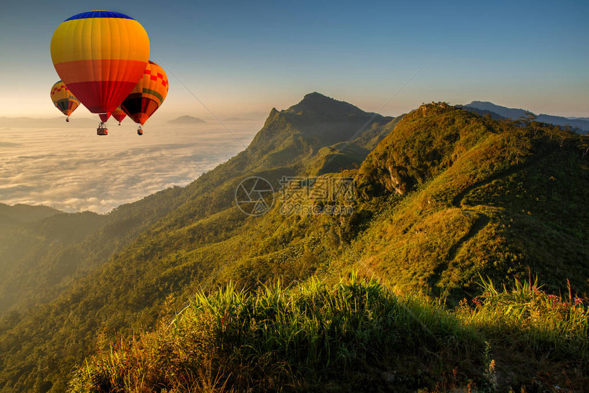 日出时在泰国清莱ChiangRai的PhaTu高清图片下载-正版图片503233268-摄图网