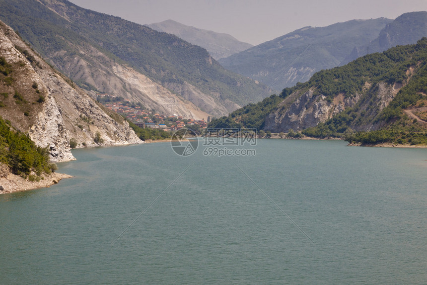 在马其顿的德巴斯科湖巴尔干半岛高清图片下载-正版图片503297947-摄图网
