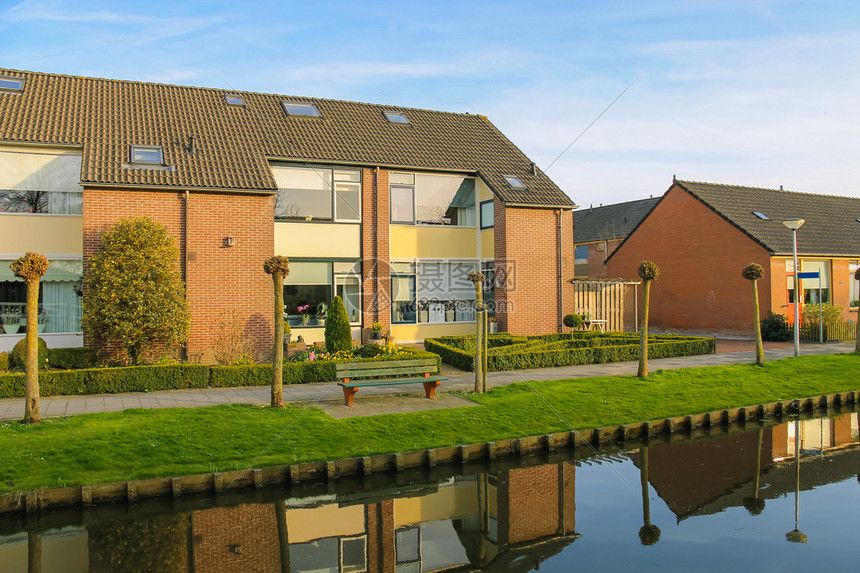 荷兰Meerkerk运河高清图片下载-正版图片503322265-摄图网