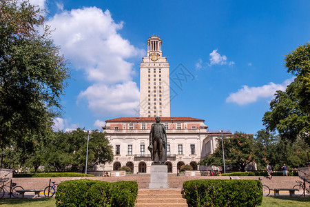 UCSB的蜜蜂洞和高大的贝尔塔高清图片下载-正版图片503564376-摄图网
