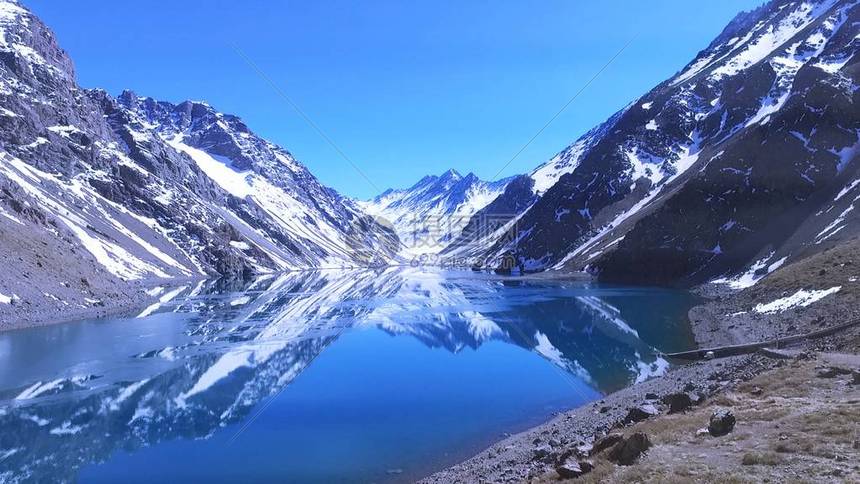 智利圣地亚哥山积雪和高清图片下载-正版图片503417301-摄图网