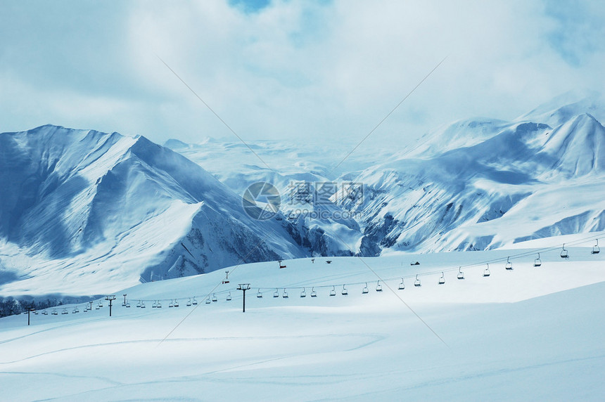 冬季雪下山脉格鲁吉亚G高清图片下载-正版图片503529835-摄图网