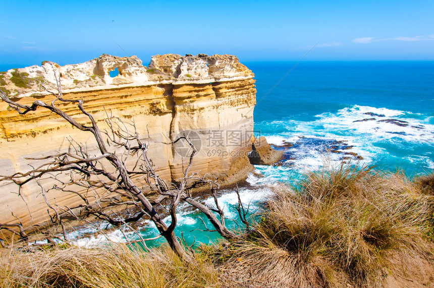 十二使徒岩是澳大利亚维多利亚大洋路旁坎贝尔港公园海岸的高清图片下载-正版图片503656401-摄图网