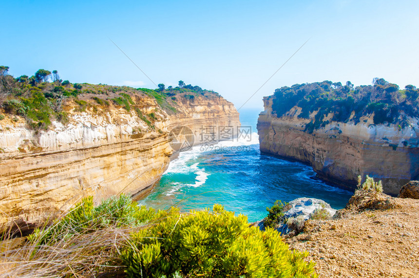 十二使徒岩是澳大利亚维多利亚大洋路旁坎贝尔港公园海岸的高清图片下载-正版图片503656402-摄图网