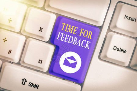 显示反馈时间的书写笔记有关对产品或服务的反应信高清图片下载-正版图片503714653-摄图网