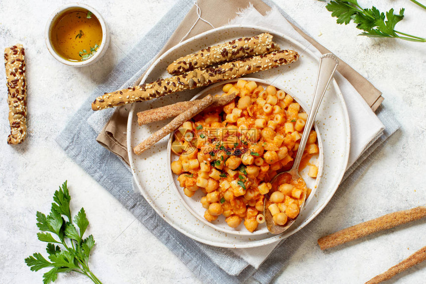 配有意大利鸡皮面的意大利食谱最佳视图的ditali高清图片下载-正版图片503718109-摄图网