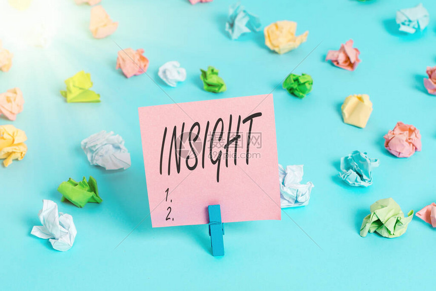 显示Insight的书写注释提高能力获得业务概念对某人或某件有色折叠纸的准确深入理解高清图片下载-正版图片503721953-摄图网