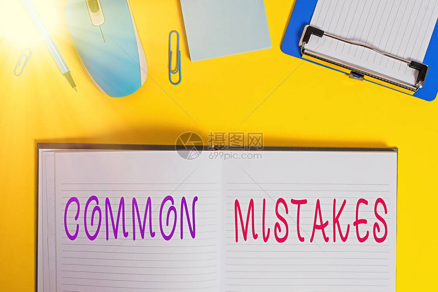 显示常见错误的书写笔记经常与错误剪贴板表条纹记事本鼠标铅笔记彩色背景互换使用的操高清图片下载-正版图片503740579-摄图网