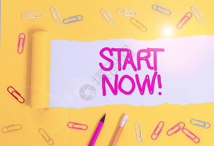 显示StartNow的文本符号商业图片展示会毫不迟疑地立即工作或做一些事情高清图片下载-正版图片503884033-摄图网