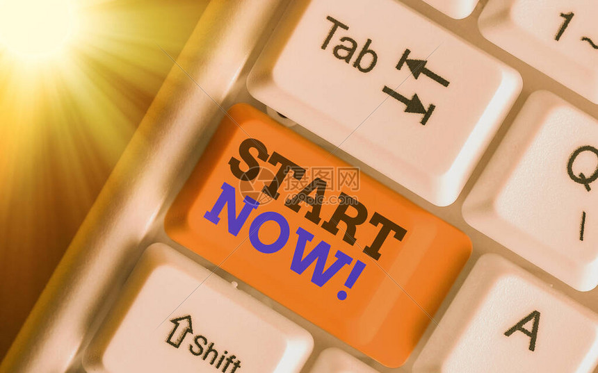 概念手写显示StartNow概念的含义是毫不犹豫地立即工作高清图片下载-正版图片503883957-摄图网