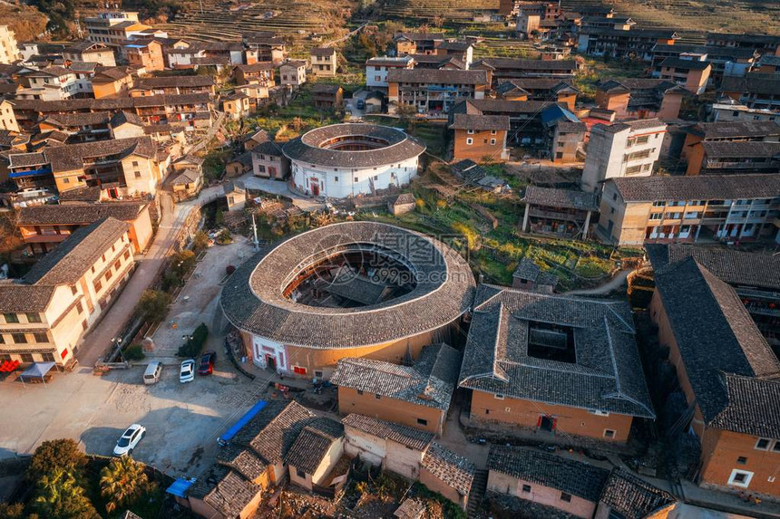 Tulou的空中景象高清图片下载-正版图片503908170-摄图网