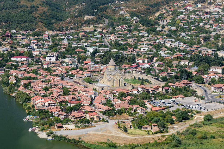 对Mtskheta的空中观察高清图片下载-正版图片503909858-摄图网