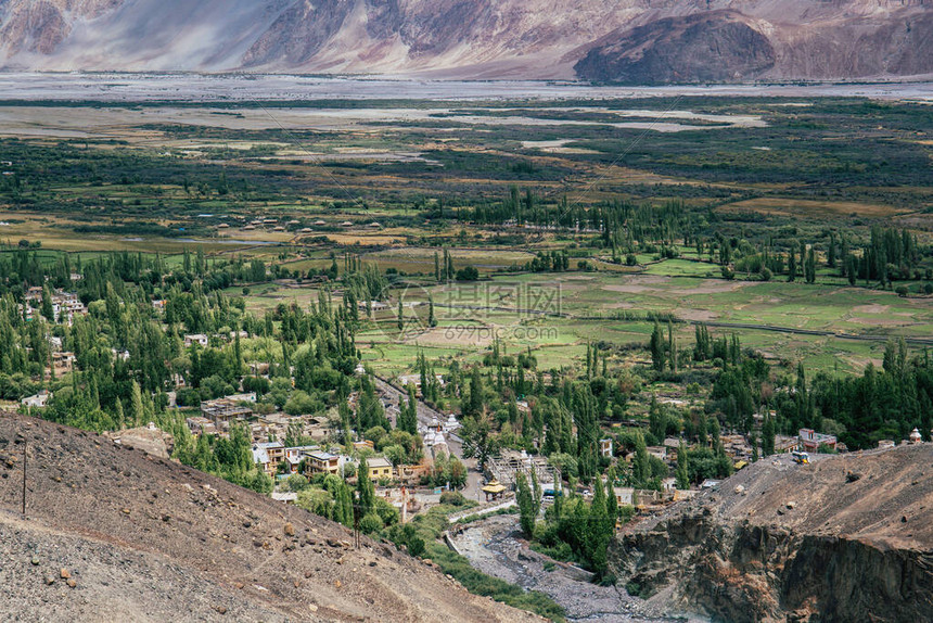 努布拉河谷的壮丽景观高清图片下载-正版图片503914984-摄图网