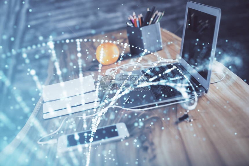 台式计算机背景和DNA绘制双重接触科学概念高清图片下载-正版图片503982299-摄图网