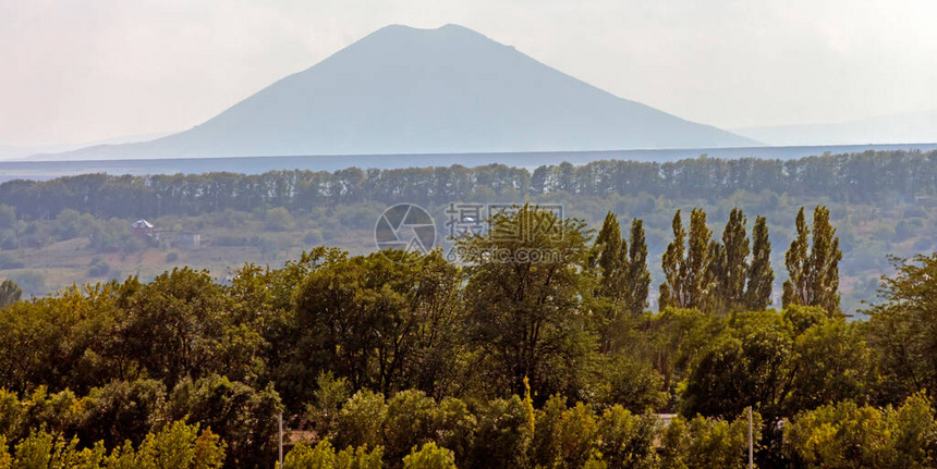 俄罗斯北高加索Pyatigorsk的Dzhuts高清图片下载-正版图片503997049-摄图网