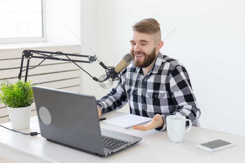 Streamer高清图片下载-正版图片504014779-摄图网