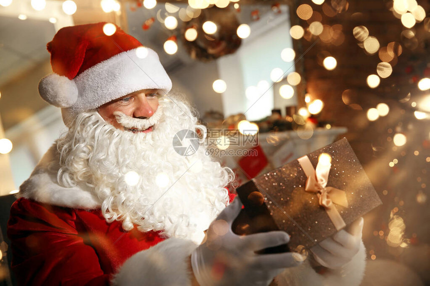 圣诞老人和圣诞高清图片下载-正版图片504031258-摄图网