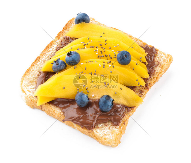 白底带水果和巧克力糊的美味烤面包及水果高清图片下载-正版图片504141520-摄图网