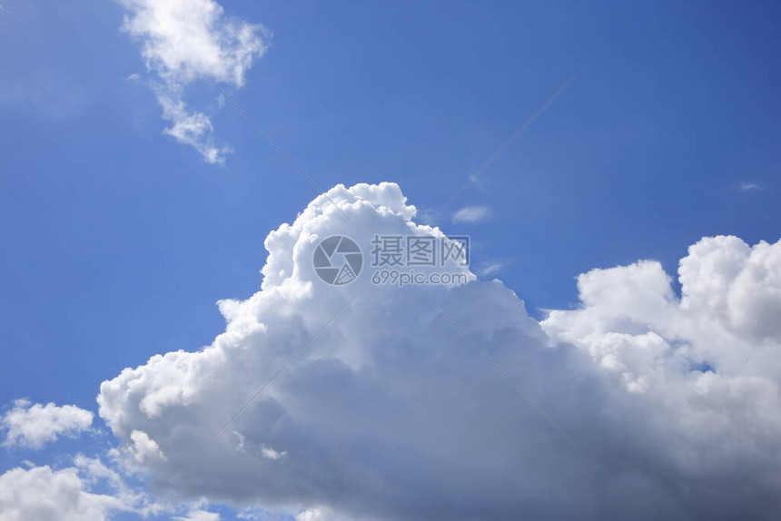 蓝天白云高清图片下载-正版图片504146004-摄图网