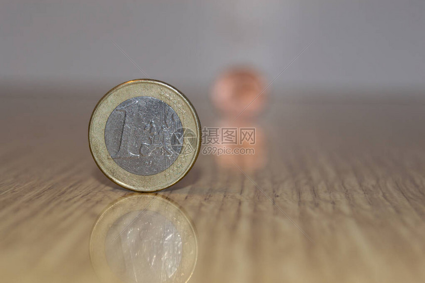 1个欧元硬币高清图片下载-正版图片504167524-摄图网