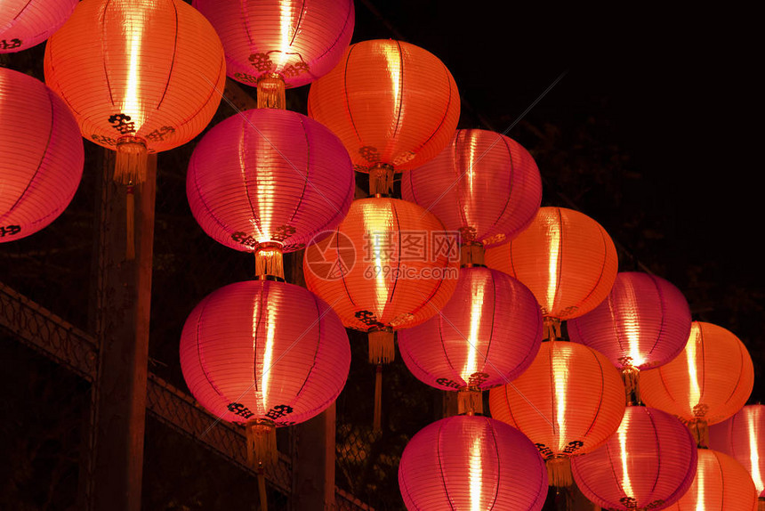 中秋节大红灯笼高清图片下载-正版图片504201649-摄图网