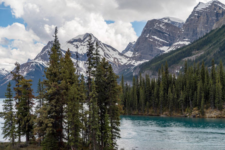 加拿大安略省布鲁斯半岛公园休伦湖水上和水下五高清图片下载-正版图片503448145-摄图网