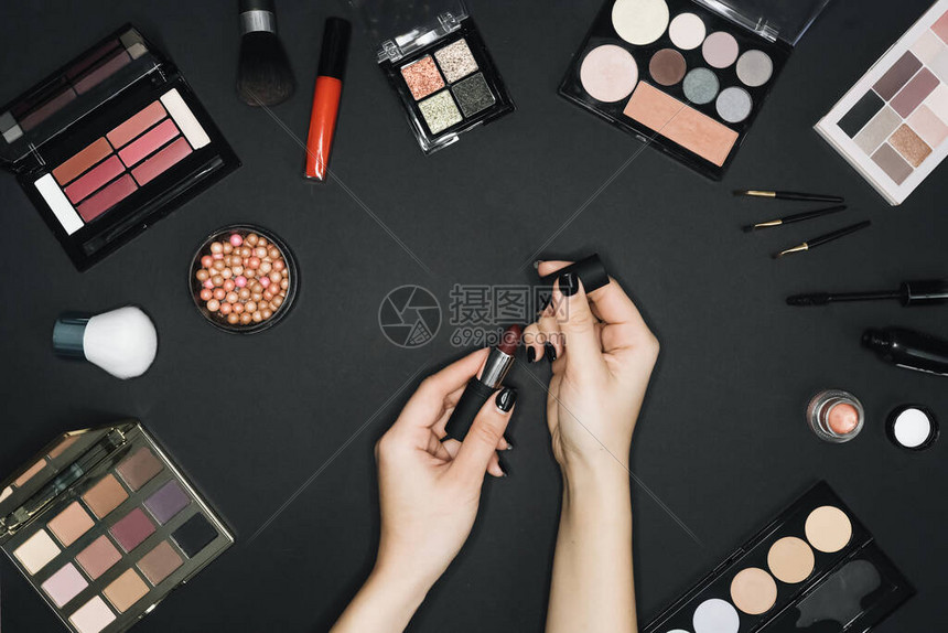 专业化妆师化妆品化高清图片下载 正版图片504386357 摄图网