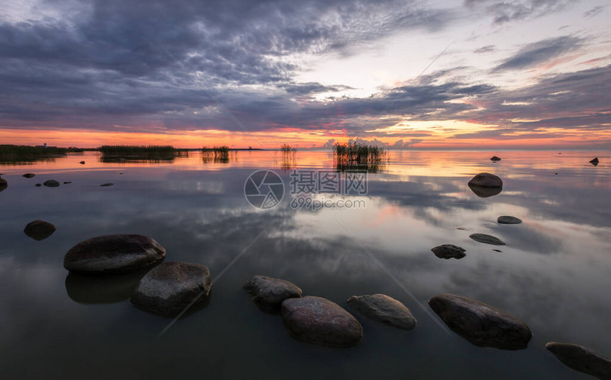 俄罗斯列宁格勒地区拉多加湖高清图片下载-正版图片504421451-摄图网