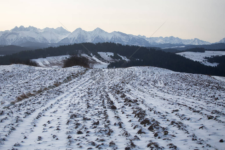 波兰的Podhar高清图片下载-正版图片504428188-摄图网
