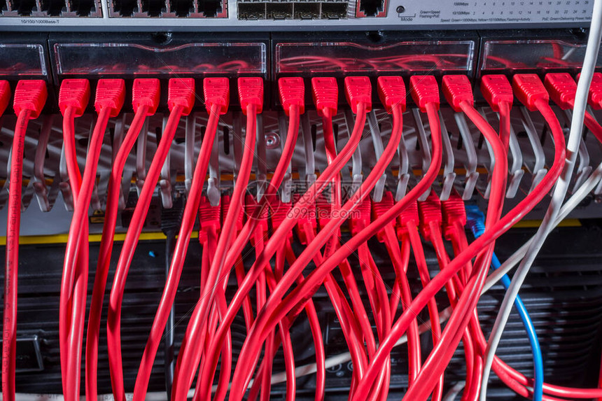 服务器红线连接因特网调制解调器高清图片下载-正版图片504470525-摄图网
