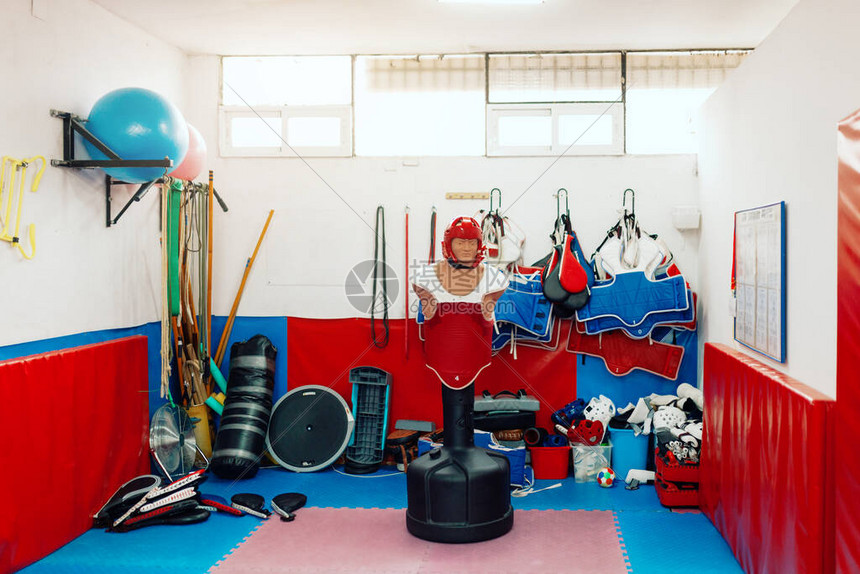 Dojo的Taekwon高清图片下载-正版图片504529096-摄图网