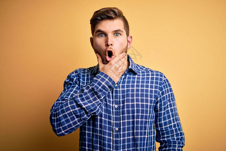 满脸难以置信惊讶和惊讶的表情高清图片下载-正版图片504381032-摄图网