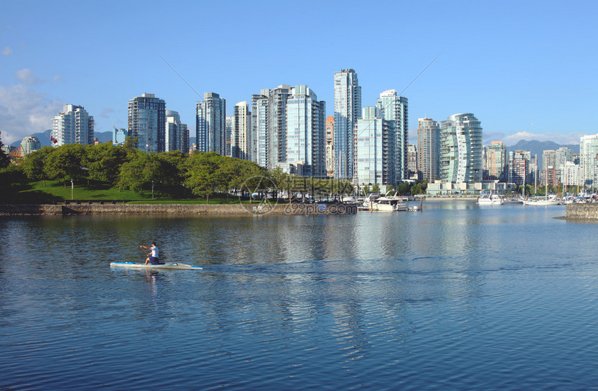 加拿大温哥华不列颠哥伦比亚河滨假小高清图片下载-正版图片504703197-摄图网