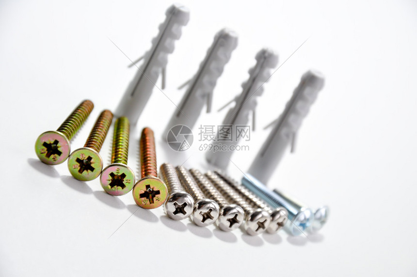 白色背景上的一堆螺丝高清图片下载-正版图片504842019-摄图网