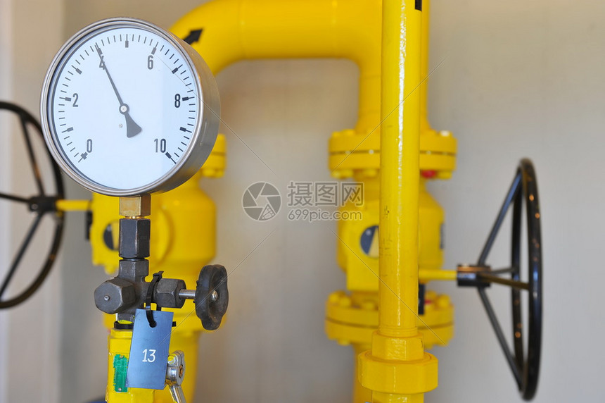 天然气管道压力表特写高清图片下载-正版图片504845356-摄图网