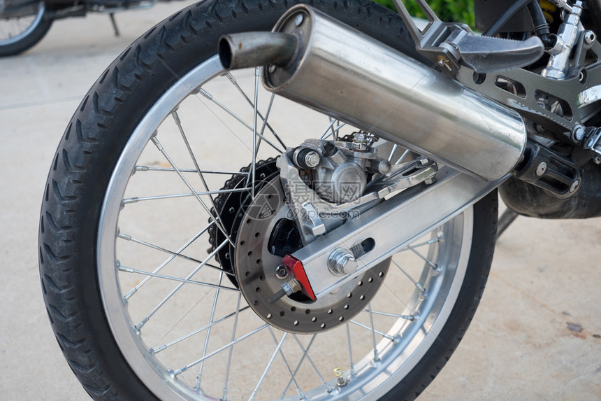 摩托车后轮胎盘式制动器高清图片下载-正版图片504885080-摄图网