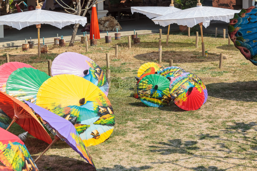 泰国文化纸伞高清图片下载-正版图片504897717-摄图网
