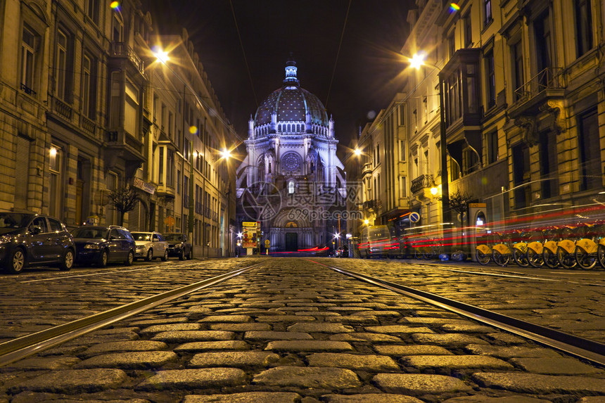 比利时Brussel的Schaerbeek附近RueRoyalle路尽头圣高清图片下载-正版图片504923506-摄图网