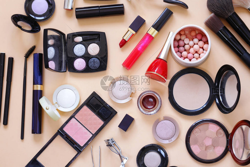 套装化妆品化妆刷眼影粉末高清图片下载-正版图片504992831-摄图网