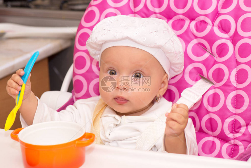 带着主厨帽子的高清图片下载-正版图片505173438-摄图网