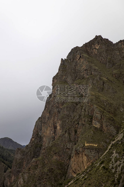 在秘鲁Ollantaytambo的Colossa高清图片下载-正版图片505373210-摄图网
