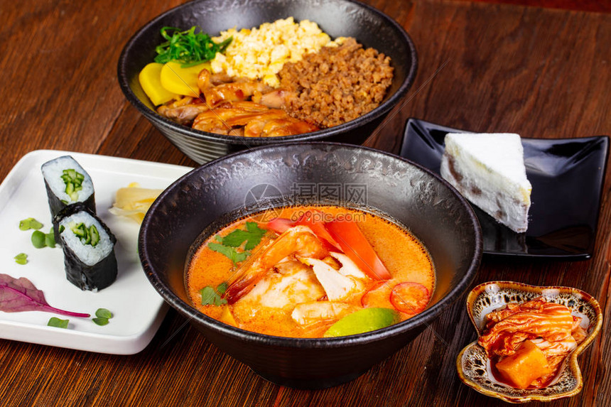 泰语TomYa高清图片下载-正版图片505393471-摄图网