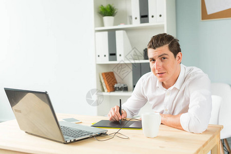 设计师图片素材_设计师图片大全_设计师背景图片