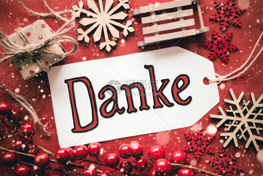 标签与红色德国Danke意味着谢平躺着红色圣诞装饰高清图片下载-正版图片505620505-摄图网